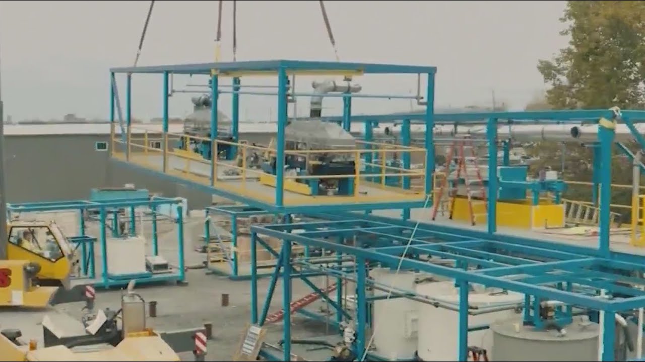 Li-Cycle reports $205 million in losses through three September - YouTube