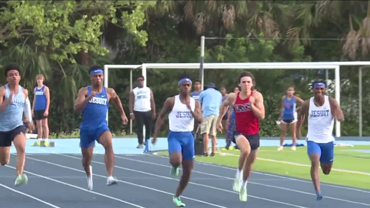 High school sprinter excels on the track and in the art studio - YouTube