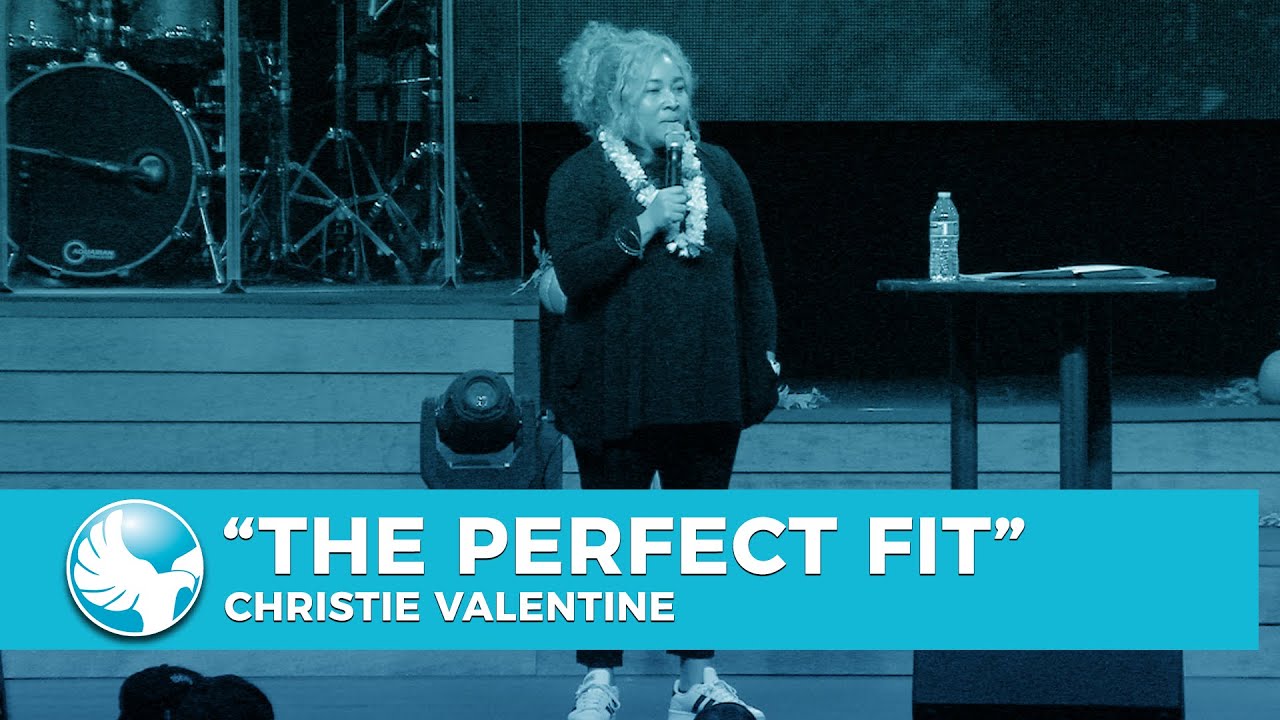 "The Perfect Fit" - Christie Valentine - Midweek 2019 - YouTube