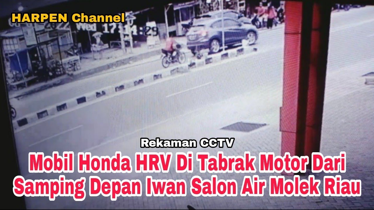 Mobil Honda HRV Di Tabrak Motor Di Depan Iwan Salon Air Molek Riau ...