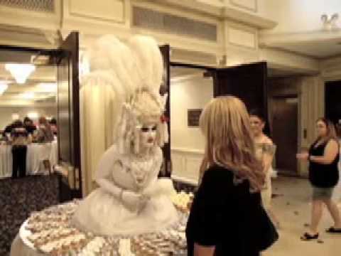 Strolling Table: Marie Antoinette - YouTube