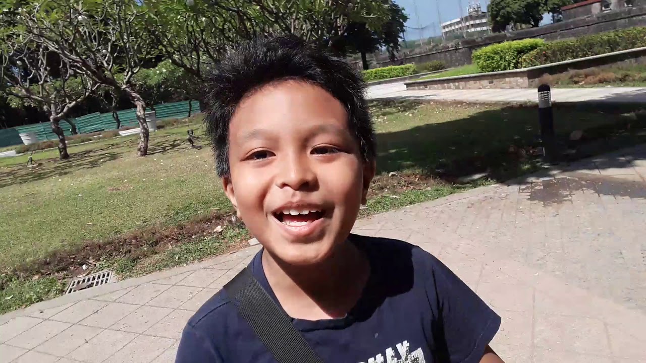 #2nd vlog "Why its more fun in the Phillipines?" - YouTube