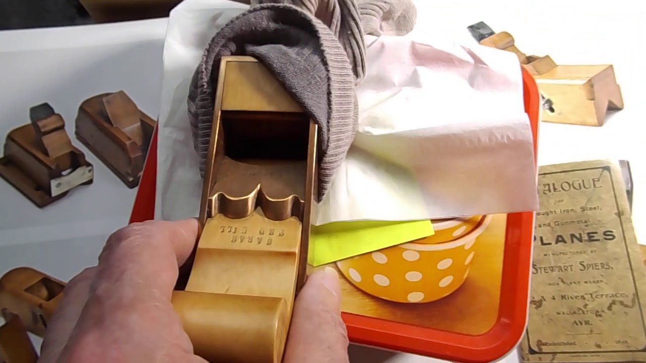 Bill Carter Mitre Plane Strip. - YouTube
