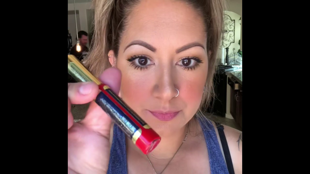 How to apply your LipSense - YouTube