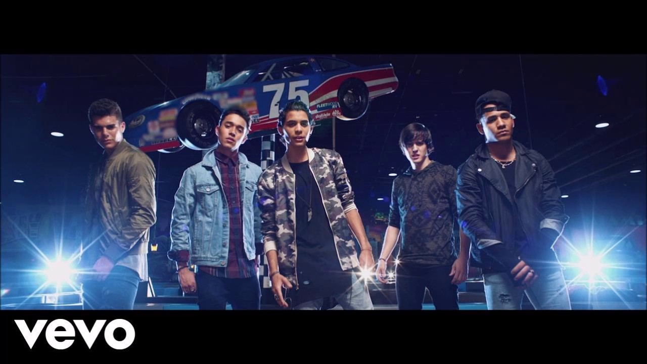 CNCO Reggaeton Lento - Epicenter - YouTube