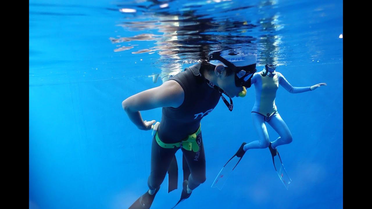K-26 , Asia's Deepest Diving Pool in Korea (26M Diving Pool) - YouTube