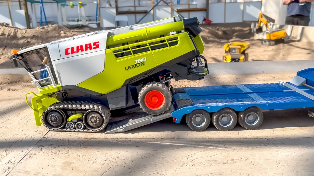 MEGA RC Claas Lexion Combine Harvester, RC Tractors, RC Trucks, vintage ...