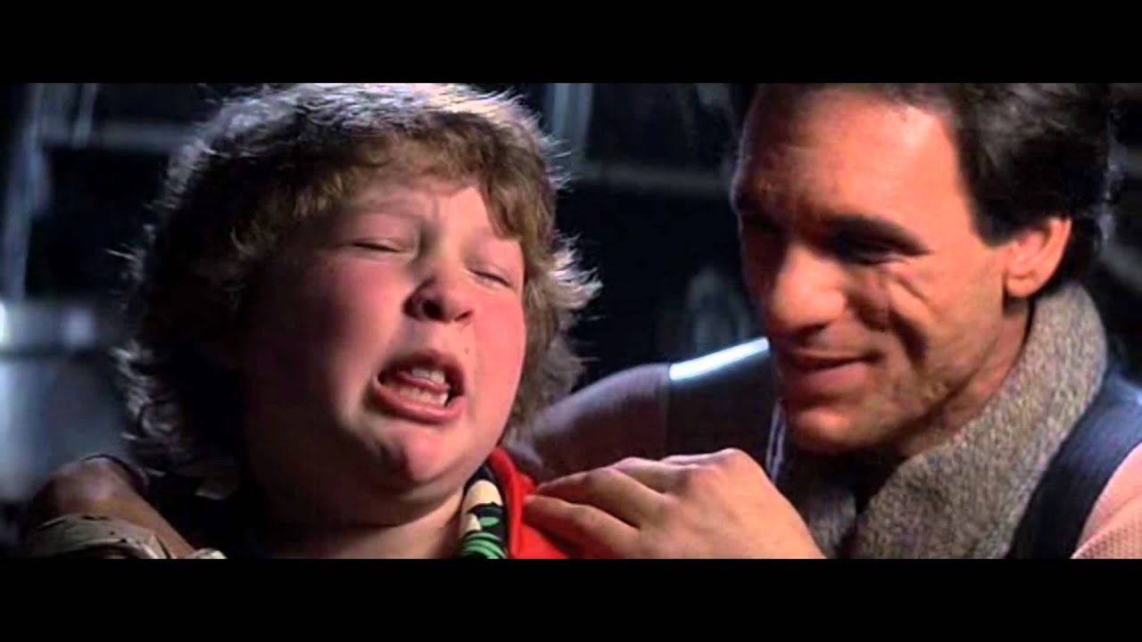 I Goonies - Chunk confessa - YouTube
