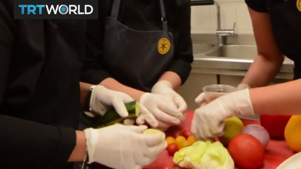 World Refugee Day: Refugee food festival held in Athens - YouTube