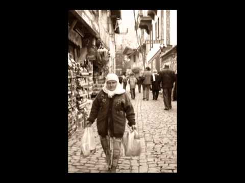 Hüfot - Kadın Fotoğrafları Barkovizyonu