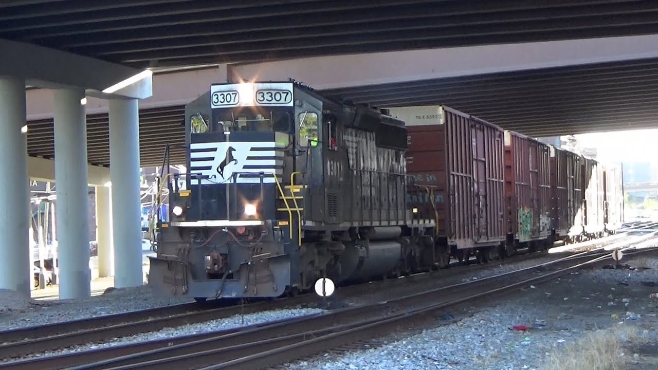NS SD40-2 3307 w/ P5 Leads Local T21 on 9/26/22 - YouTube