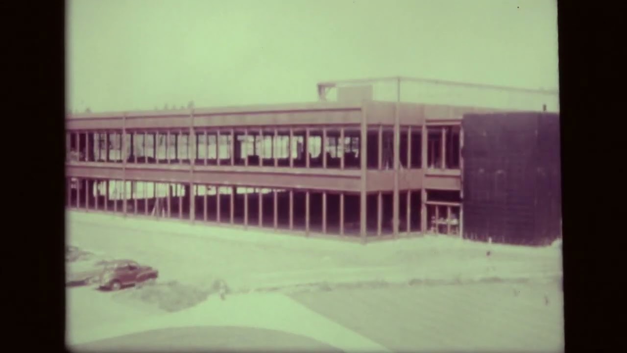 A Timelapse Video of the Construction of Tektronix Building 55 - YouTube