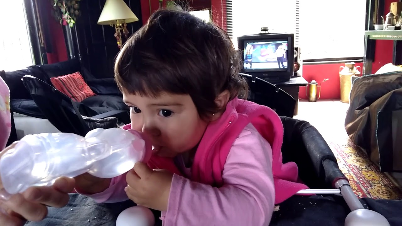 Iii está bebé me vuelve loca !! - YouTube