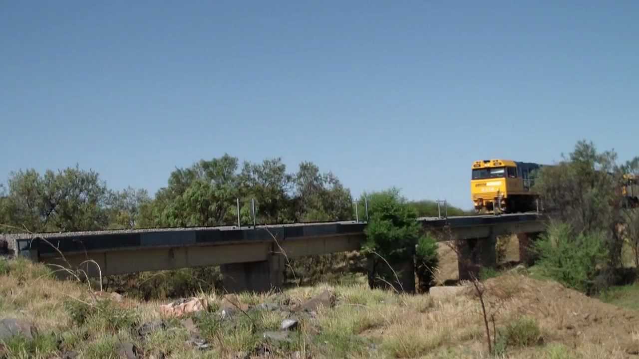 Freight train - Pacific National - Queensland, Australia #2 - YouTube