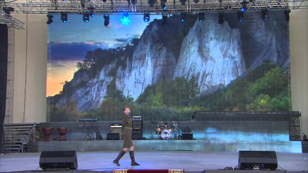 beautiful Ingush girl sings "Katyusha" - YouTube