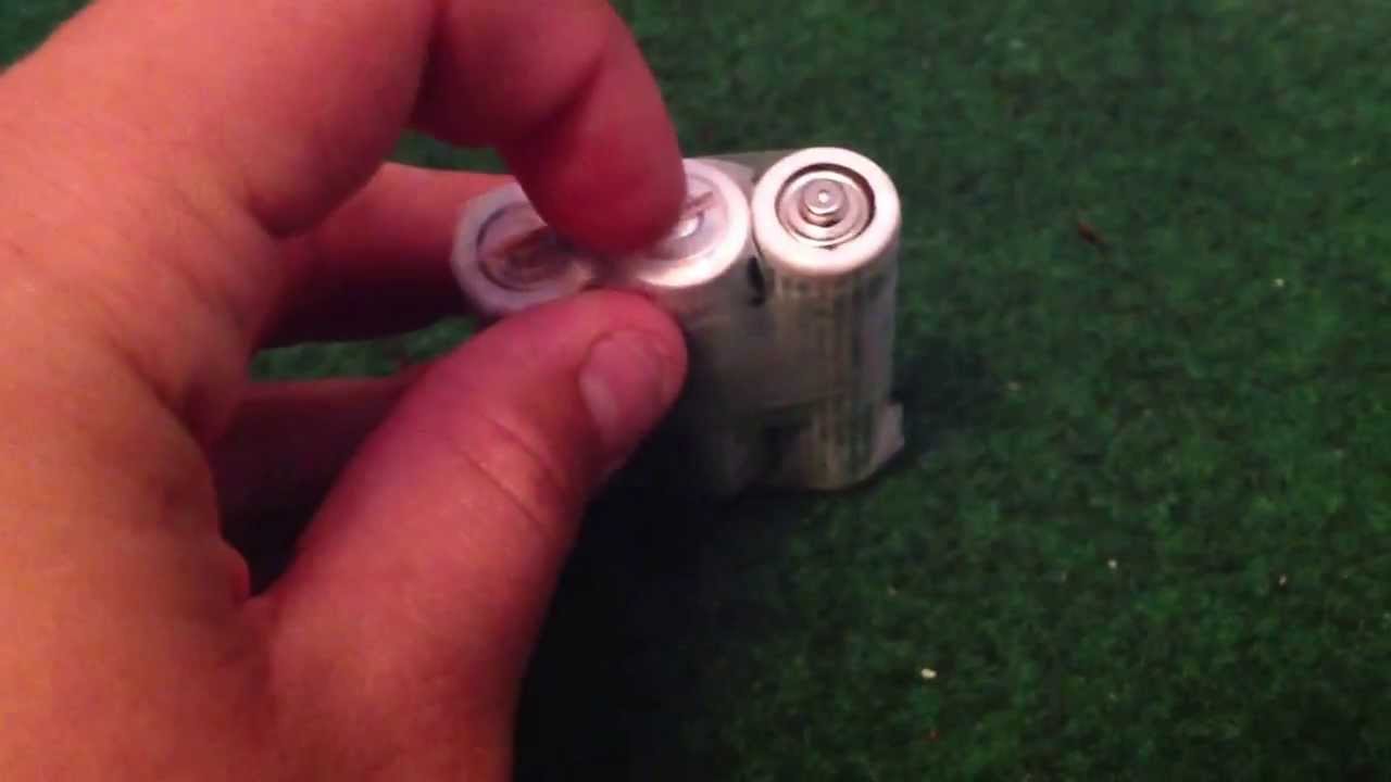 Expérience crée une petit baterit avec trois pile et vérifier que sa ...