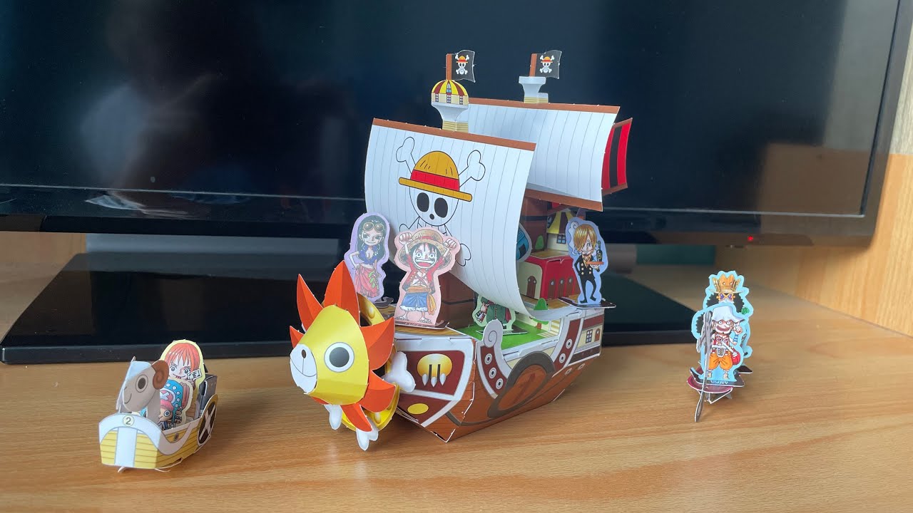 One Piece Thousand Sunny Papercraft Glénat - YouTube