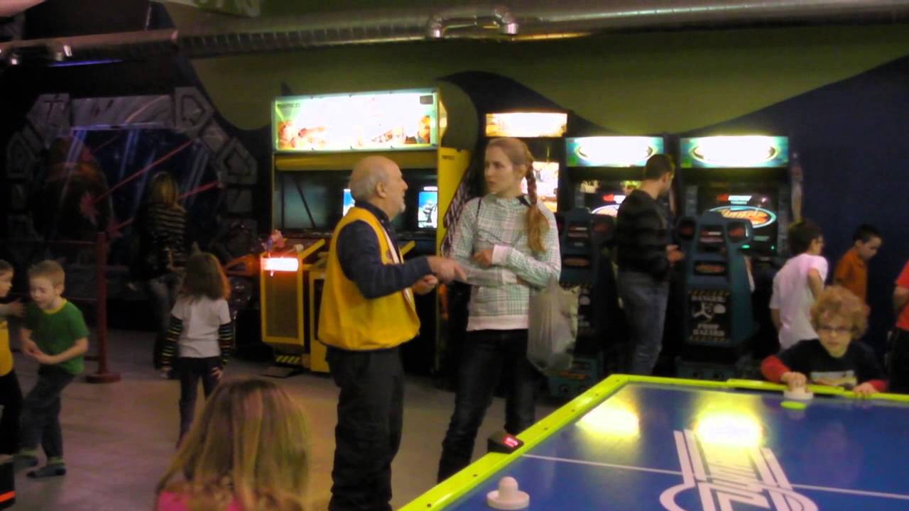 Activité à Fun Junction - YouTube