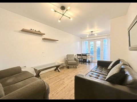 Caxton Court, Barnet, N12 - YouTube