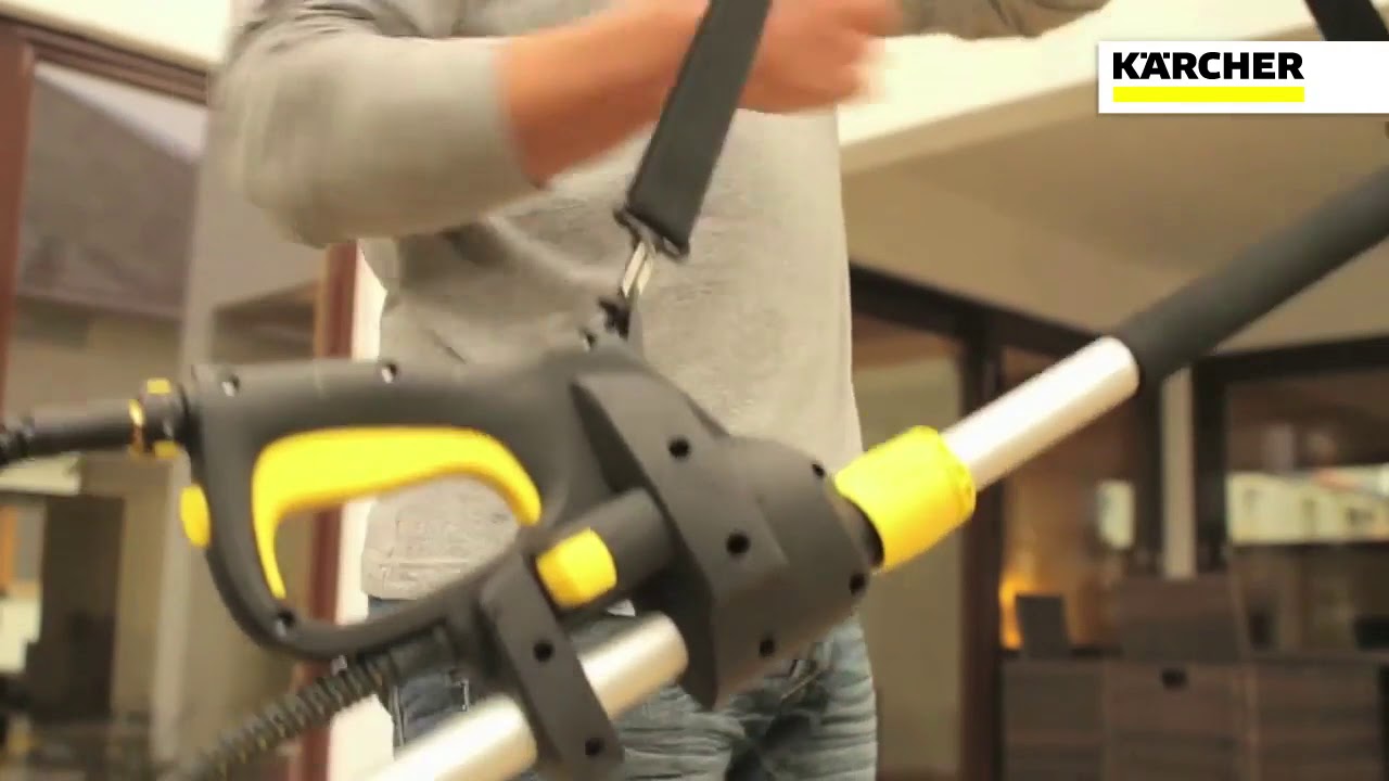 How to Use a Telescopic Lance When Cleaning at Height - YouTube