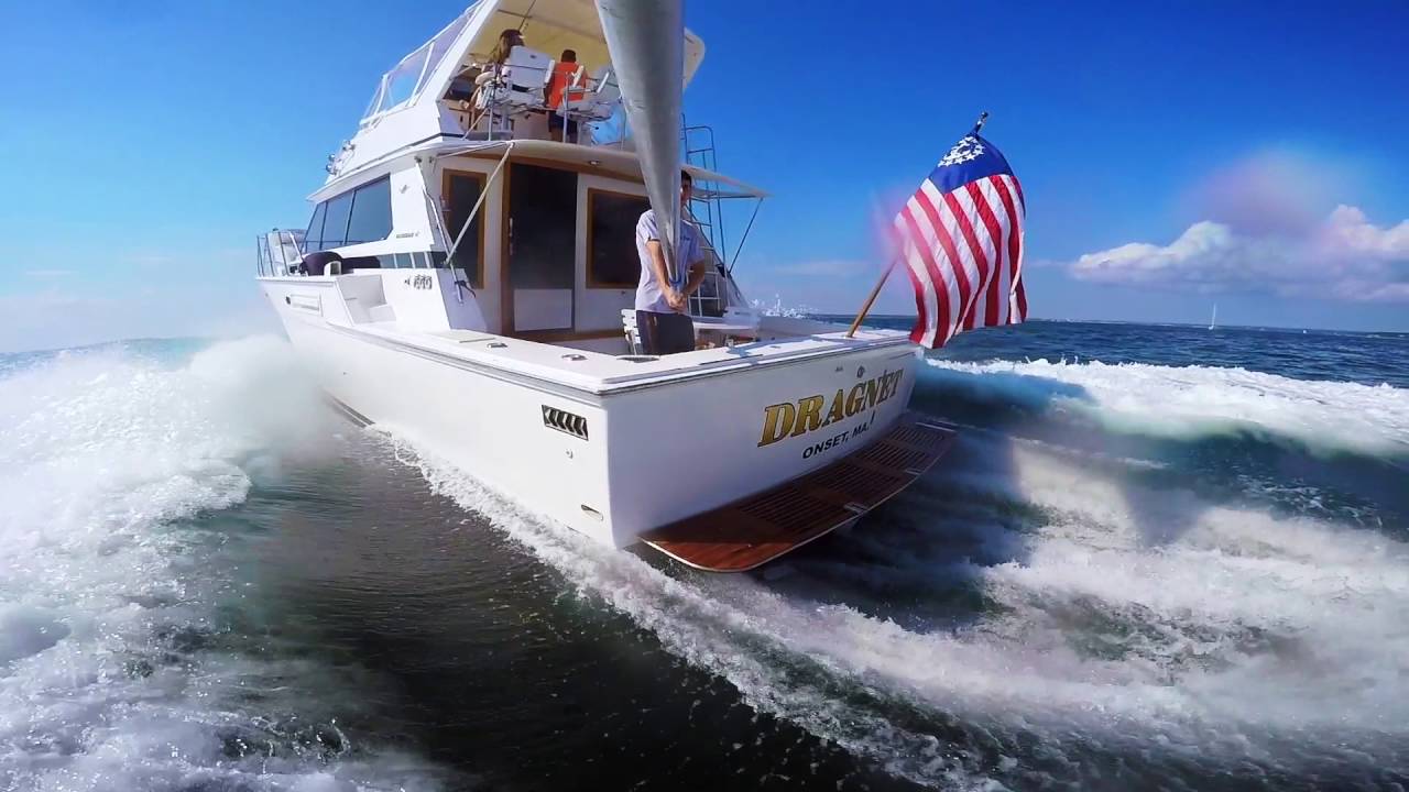 1987 Bertram 42 - YouTube