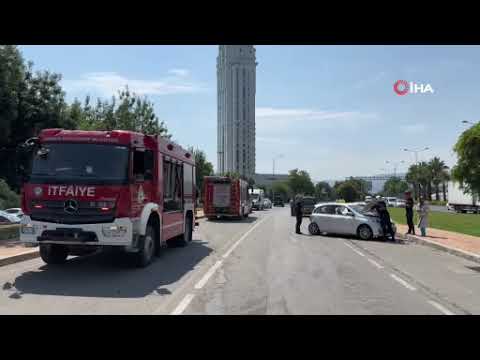 Ekip otosu otomobile çarptı: 3'ü polis 4 yaralı