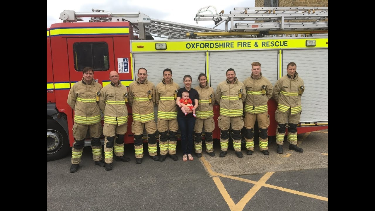 Wantage Fire Station Charity Carwash and Cake Sale. - YouTube