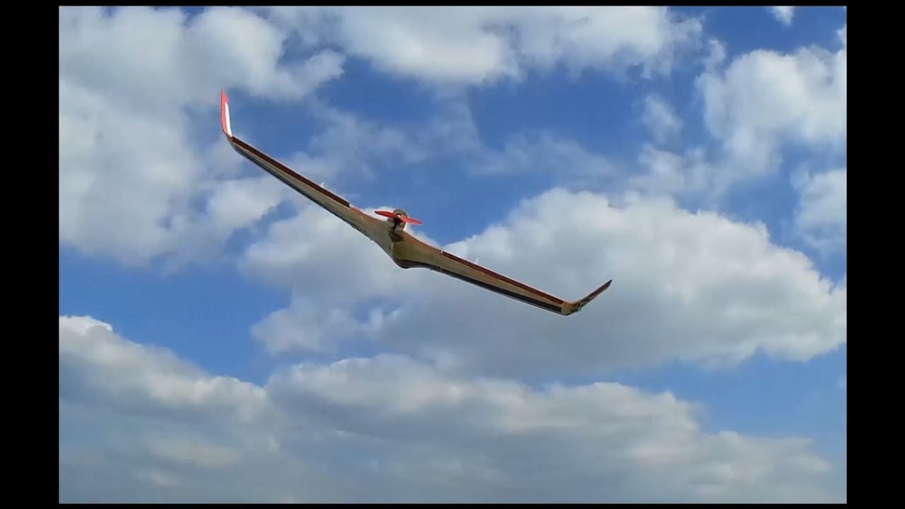 Skywalker Falcon sharing the slope with a Shadow F5J glider - YouTube