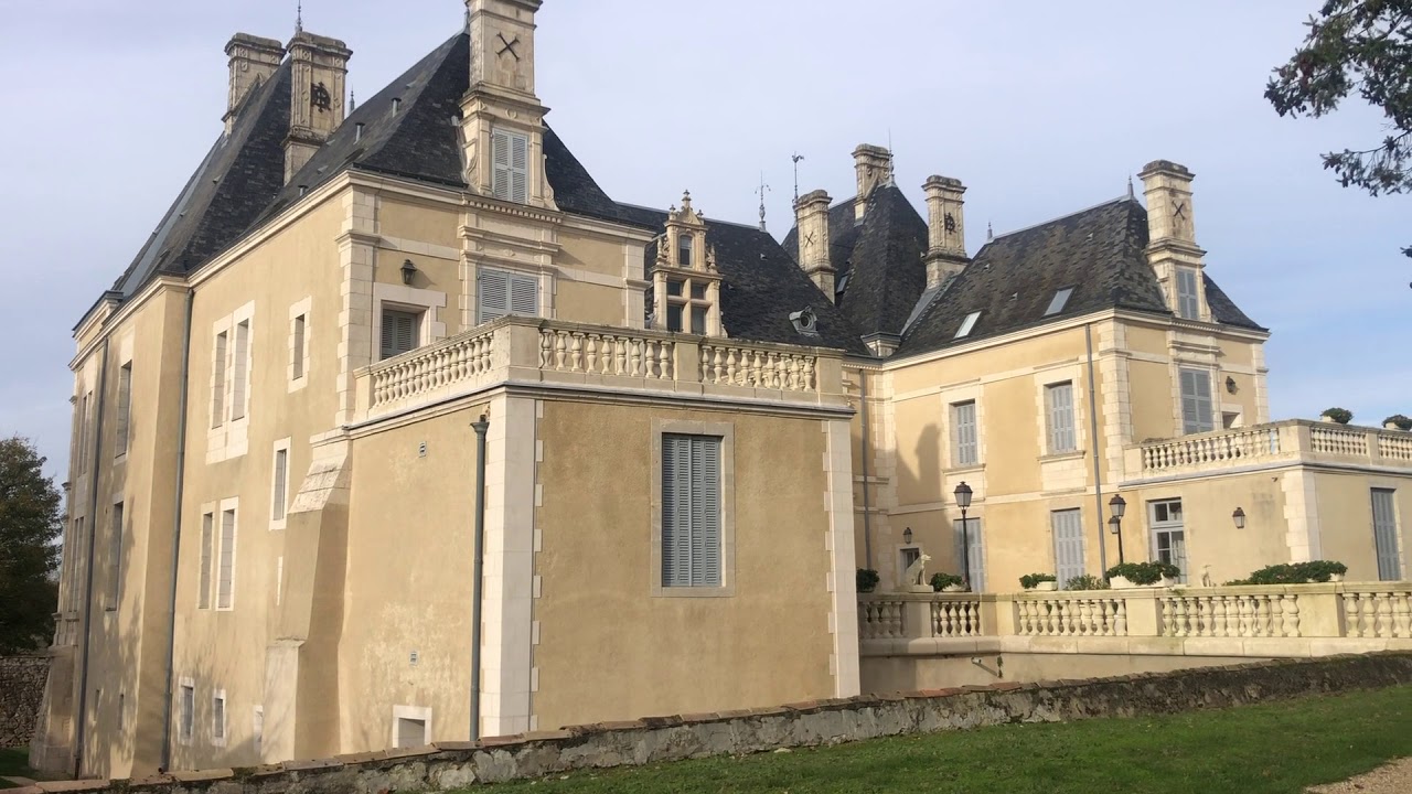 Virtual Tour Château Les Forges - YouTube