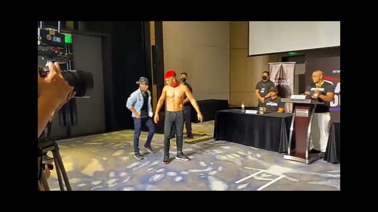 rendon vs boy mainit - YouTube