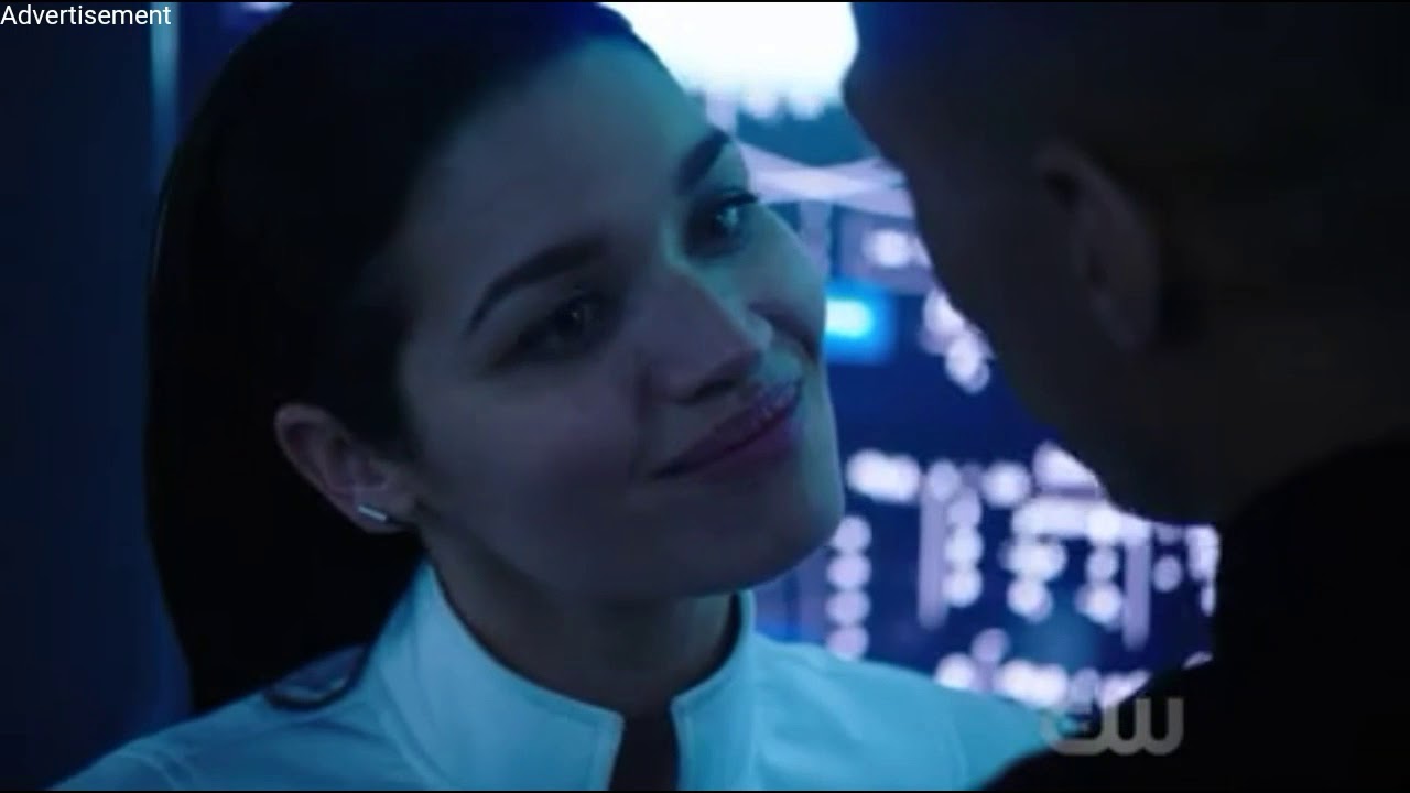 The Flash 4x13/Barry and the meta humans/ Devoe talks to his wife/Ralph ...