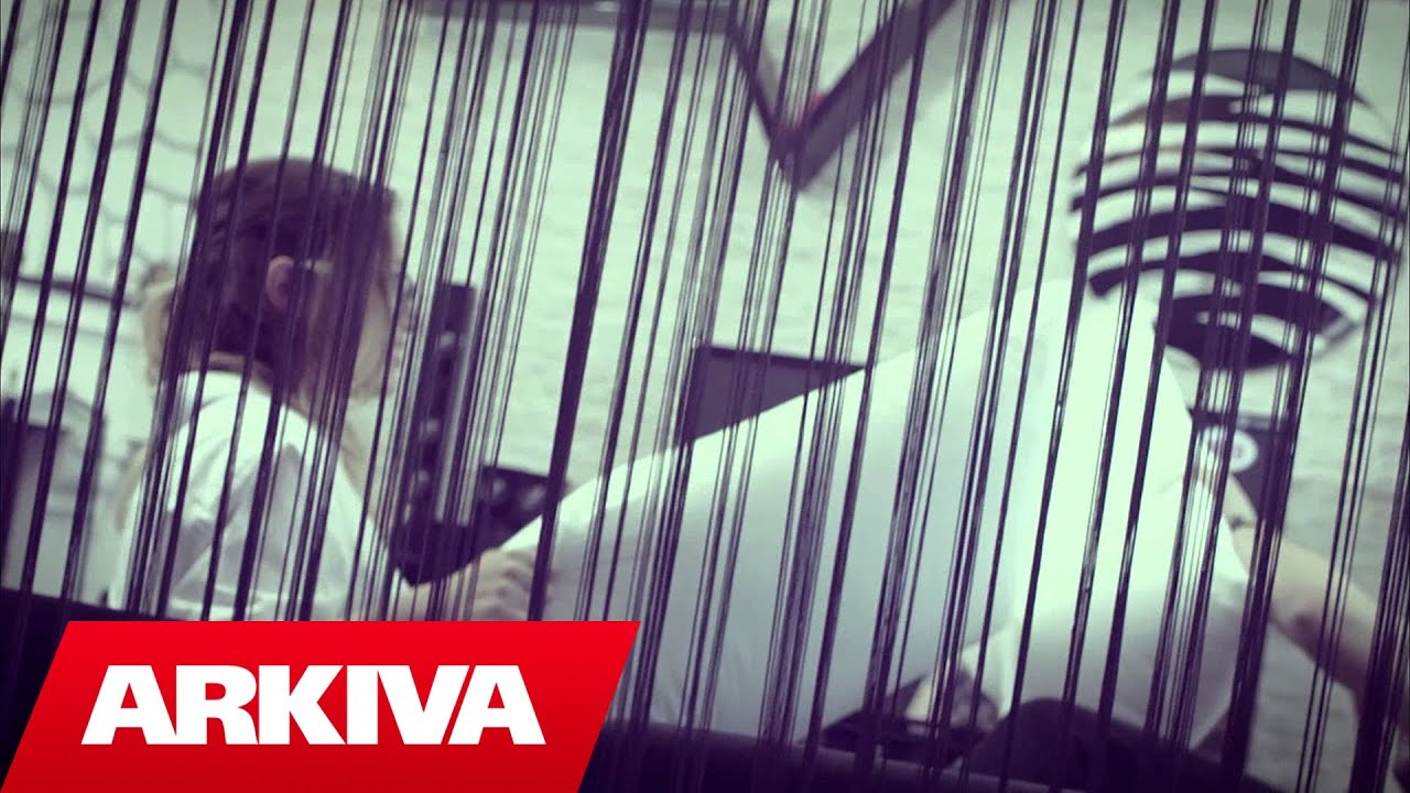 Altin Sulku - Jeta eshte genjeshter (Official Video HD) - YouTube