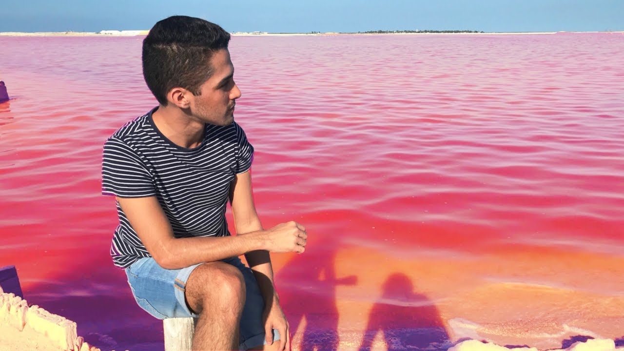 ESTUVE EN EL MAR ROSA! Un lugar MÁGICO - YouTube