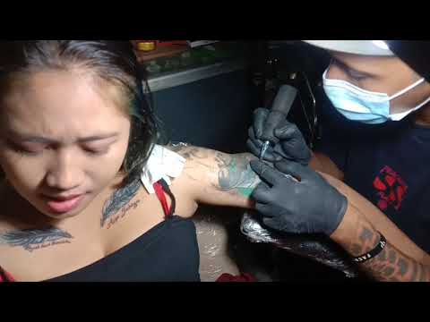 Gadis Ini Memperindah Tato Burung Hantunya Yang Sudah Kusam #part2 proses penanaman tinta warna