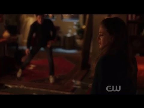 Eva returns | The Flash 06x17 - YouTube