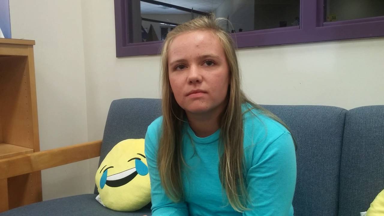 Batesburg-Leesville girls XC's Hailey Fulmer - YouTube