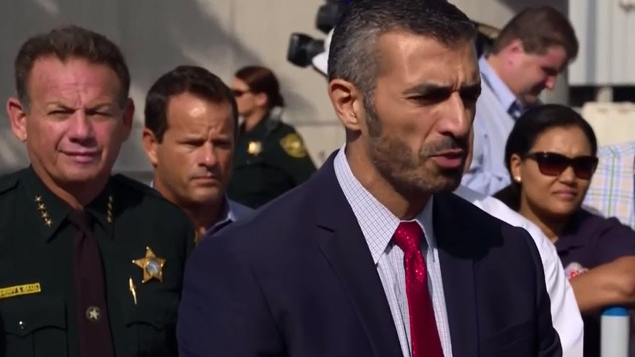 FBI and Broward County officials hold press conference - YouTube