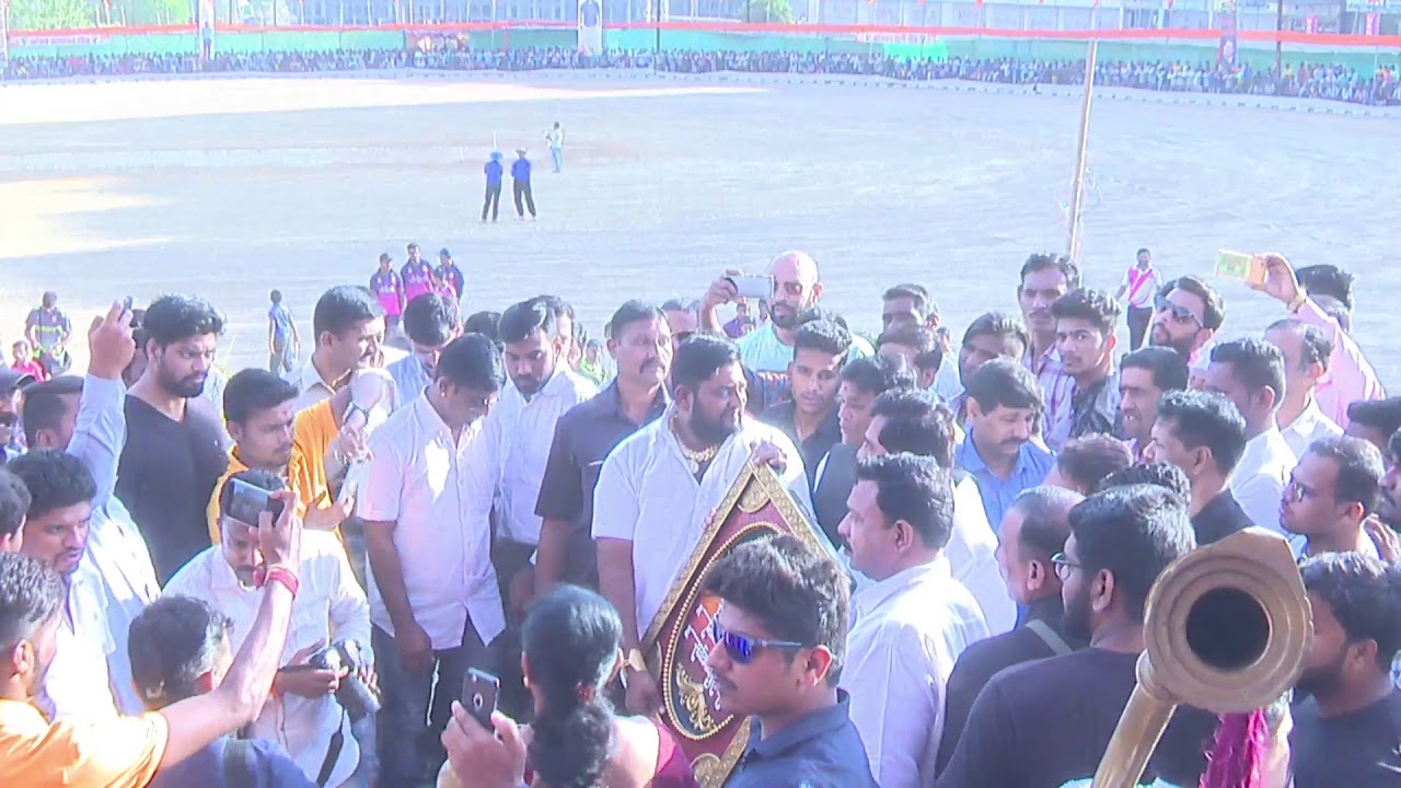 MANGESH DHULE GIFT TO #EKNATH SHINDE SAHEB | 🔴hinduhruday samrat ...