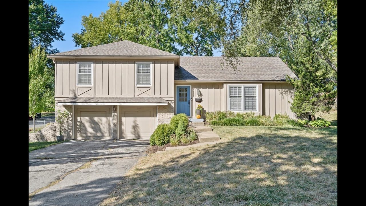 9740 Aberdeen Drive, Overland Park, KS 66206 - YouTube