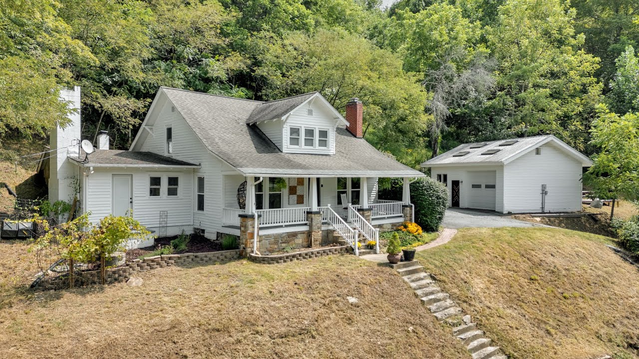 1824 Old US Hwy 421 Vilas-Branded - YouTube