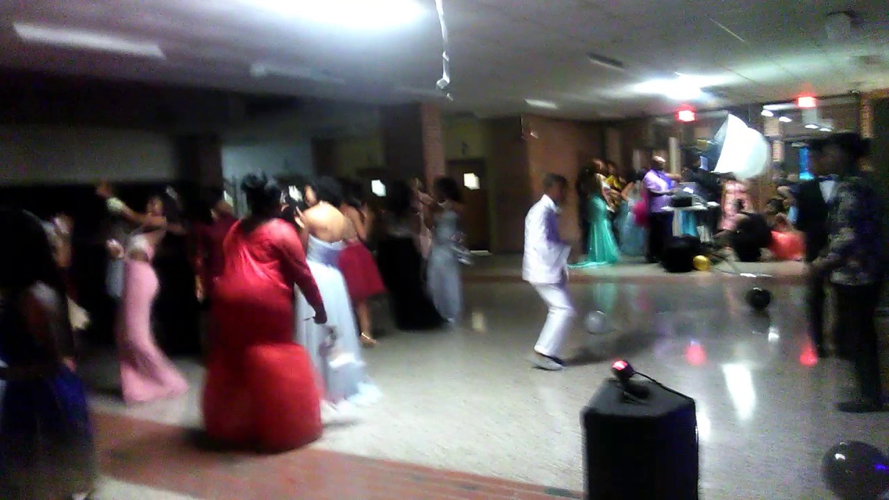 Churchland middle School 8th grade formal 2017part3 - YouTube