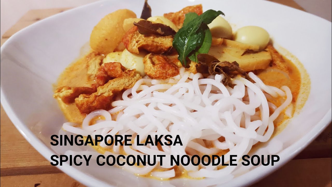 SINGAPORE LAKSA | SINGAPORE FOOD TOUR GUIDE | CULINARY EXCELLENCE - YouTube