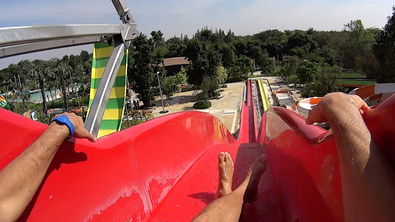 Red Wavy Water Slide at Dreamer Water Park - YouTube