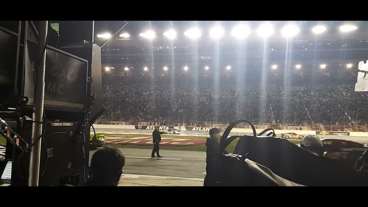 Daniel suarez burnout at atlanta 2-24-2024 - YouTube