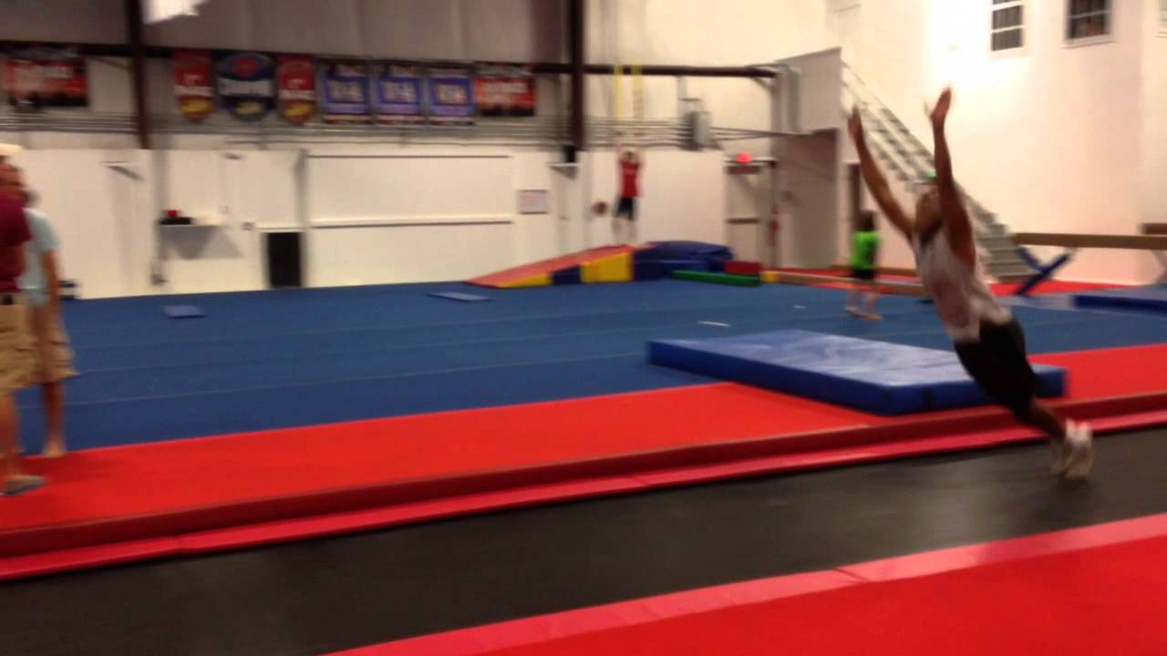 Tumbling: The Art of Falling Gracefully 1 - YouTube
