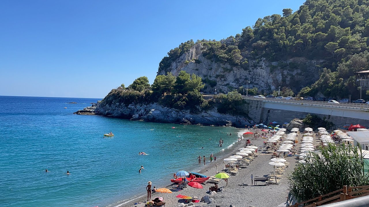 One day in Savona beach - YouTube