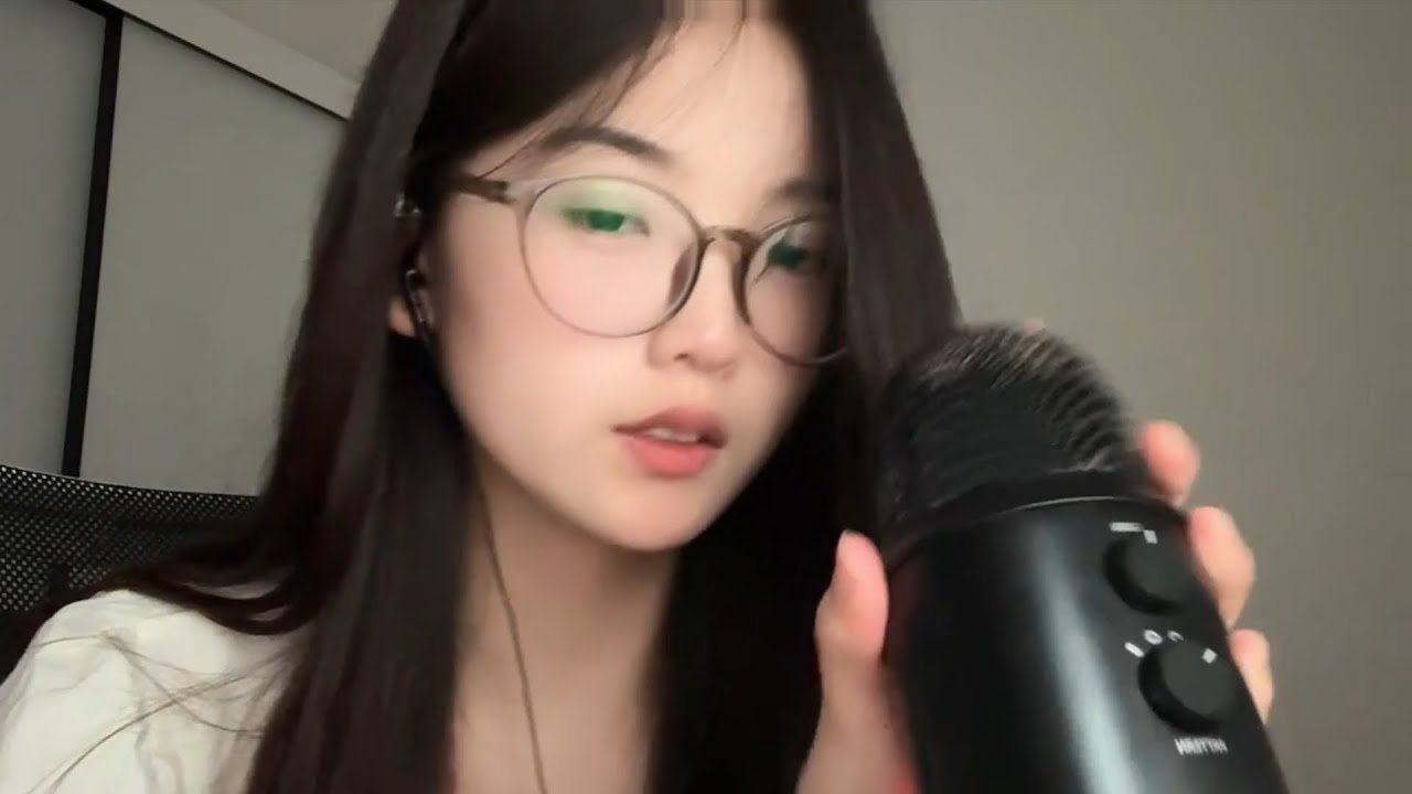 Mouth Sounds and Sleep 💦💦🤗 ASMR - YouTube