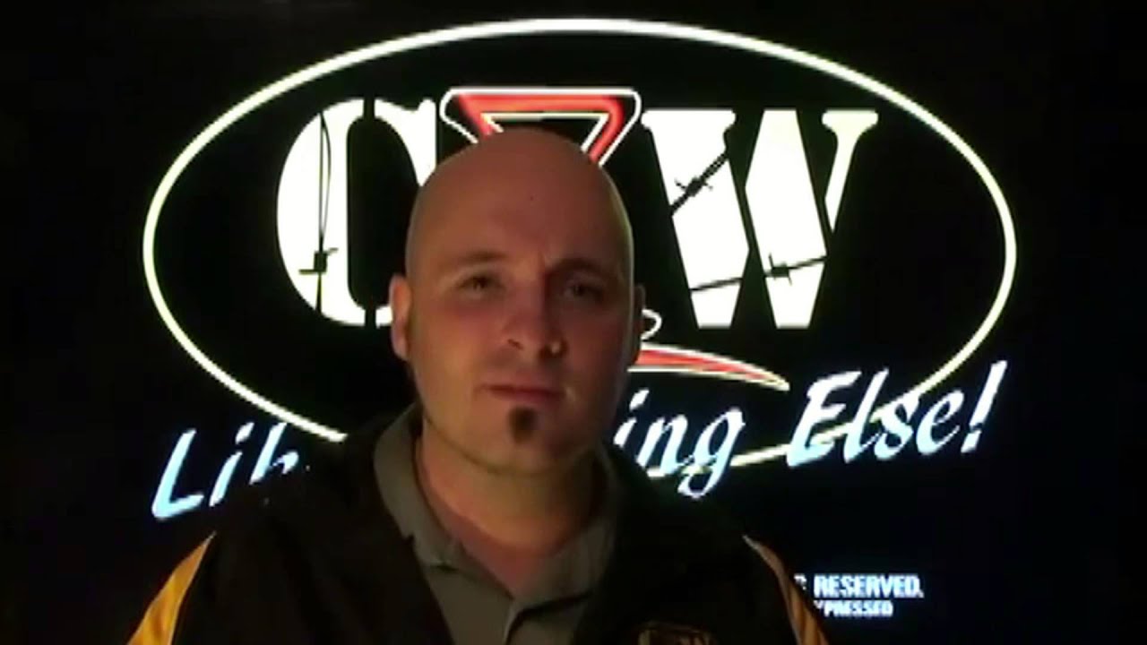 CZW: "The Analyst" Nate Stein knows who DJ Hyde can trust - YouTube