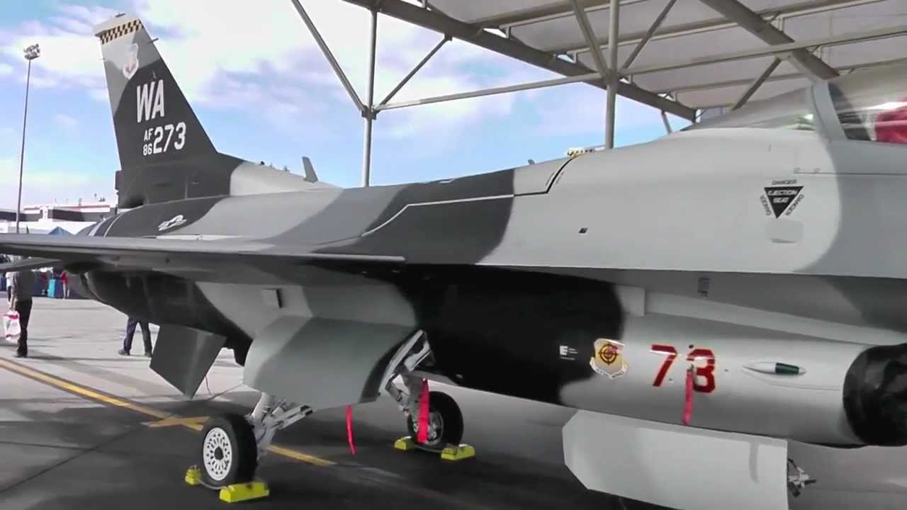 F-16 Extreme Close Up [HD] Jet Plane - YouTube