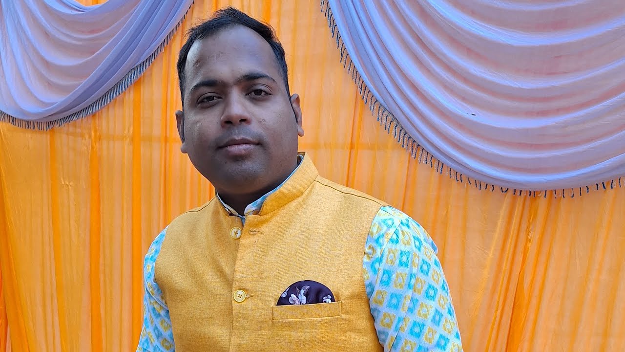 He mai Sabha bich Laaj Mein bacha jaitu - YouTube